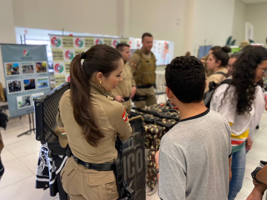 Feira Aciva de Profissões: um encontro de oportunidades para estudantes ...